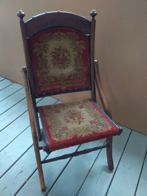 Folding Chairs | If I Had My Own Blue Box: