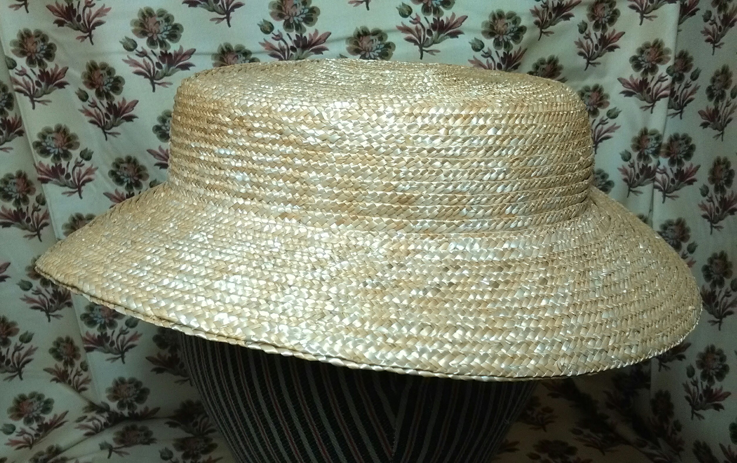 Tonight’s Millinery: Fashionable Shallow Crown | If I Had My Own Blue Box: